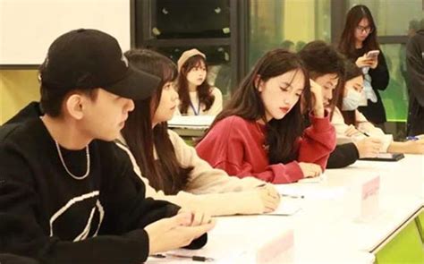 校园新闻 大学校导网