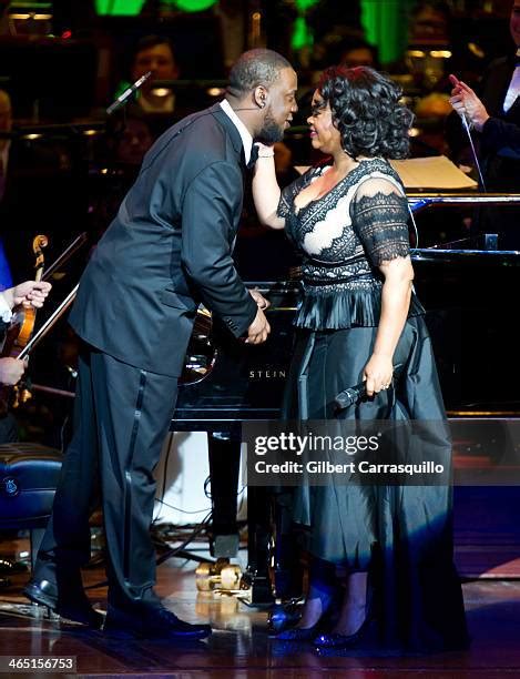 Robert Gilbert Musician Photos And Premium High Res Pictures Getty