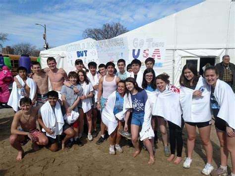 Students Fundraise With Polar Plunge Willows Academy