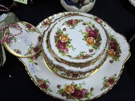 Collingbourne Auctions Added A Collingbourne Auctions