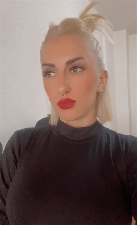 Gf Material R Sfwnextdoorgirls
