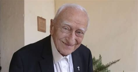 Morto Monsignor Luigi Bettazzi Era L Ultimo Vescovo Italiano Ad Aver Preso Parte Al Concilio