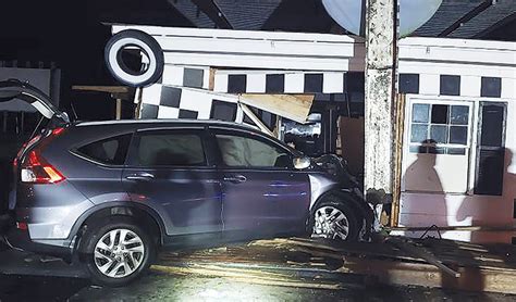 Crash Hits Tc Building Again Its ‘totaled Tabor Loris Tribune