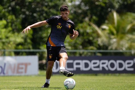 Sport negocia empréstimo do zagueiro Chico para o Remo sport ge