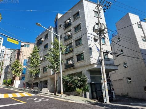 관악구 봉천동 빌라경매 전용13평2억7천 신봉초등학교인근 3층 승강기시설 다세대주택 유찰1회 서울봉천동빌라 부동산경매 매물건
