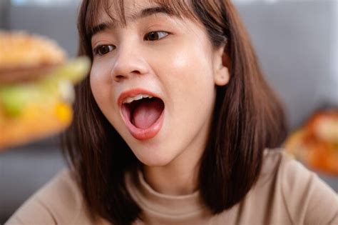 Premium Photo Close Up Portrait Of Cute Girl At Home