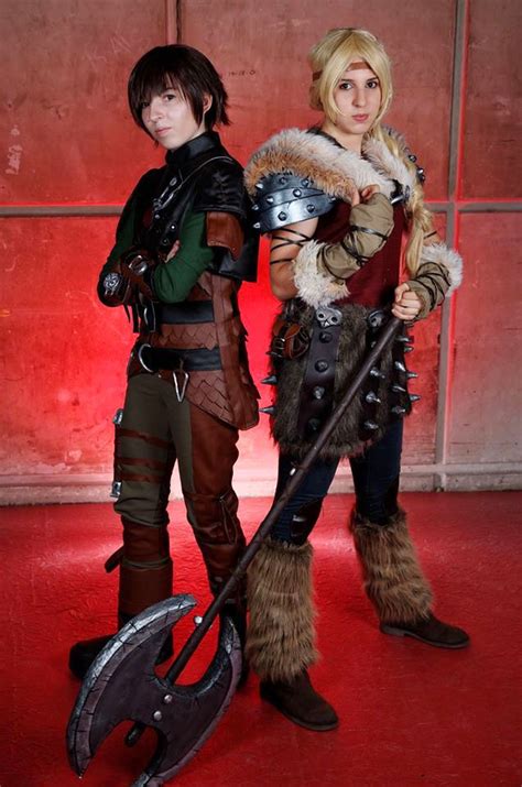 Astrid How To Train Your Dragon 3 Cosplay Hiccup And Astrid Play