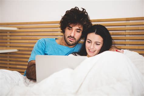 5 Ventajas de comprar en un sexshop online Mamá no leas