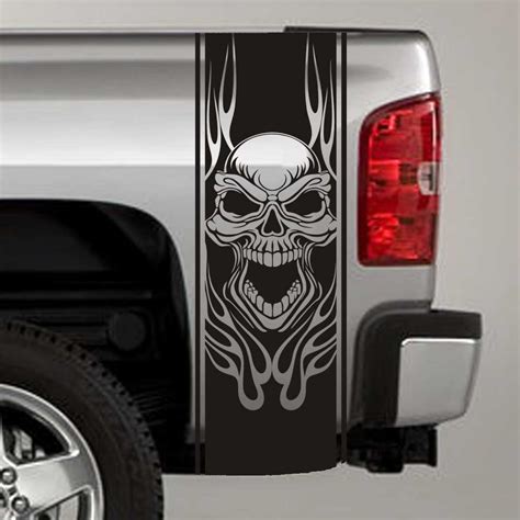 Tribal Skull Flames