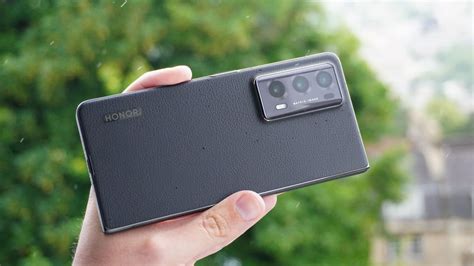I Used A Foldable Phone For A Year Here Are 5 Things I Learnt