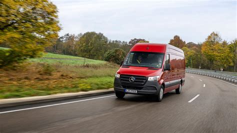 Neuer Mercedes E Sprinter Sparsam Im Realbetrieb Auto Motor Und Sport