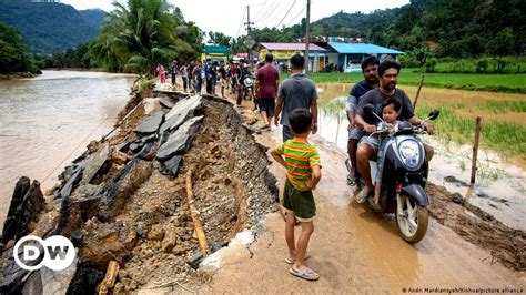 Indonesia Más De 20 Muertos Por Inundaciones Y Deslizamientos De