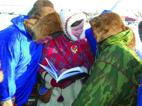 1 Sámi Scientist Meeting Nenets Reindeer Herders In Yamal Russia