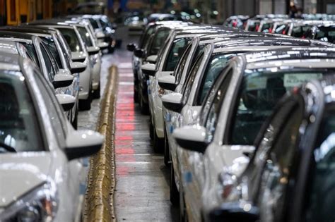 فروش ویژه و فوق‌العاده ایران‌ خودرو از عید قربان تا غدیر این فرصت را