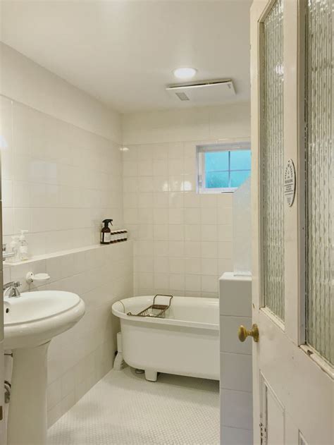 海外のようなバスルーム☆ Bathroom Alcove Bathtub Bathtub