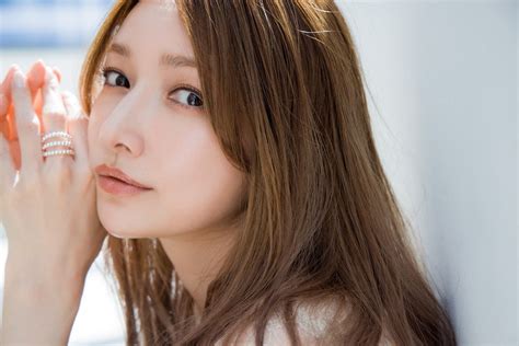 思わずスタッフが見とれた【後藤真希】さんの特別カットをお届け！ Story ストーリィ オフィシャルサイト