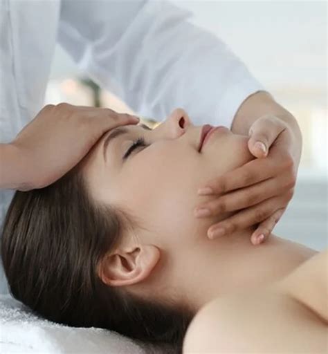 Jaw Lifts Dr Sweksha