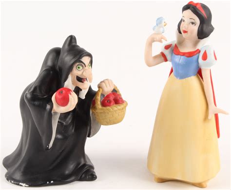 Set Of Vintage Disney Snow White And The Seven Dwarfs Porcelain Figurines Pristine Auction