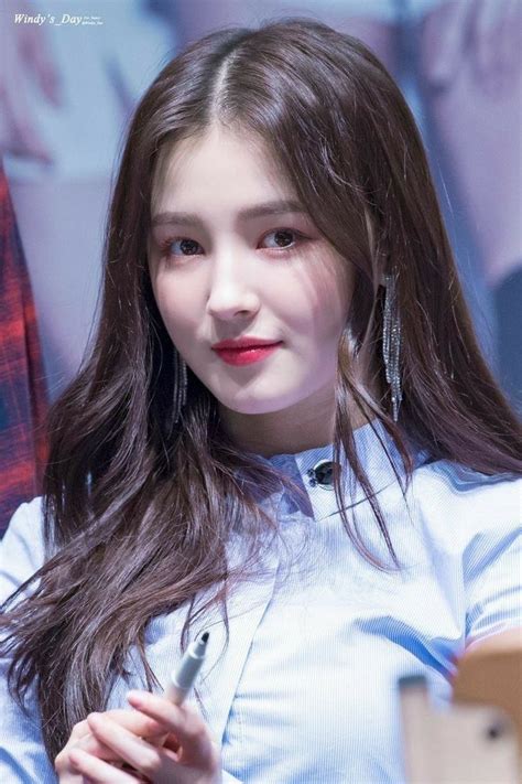 Actress Actress And Model Club অভিনেত্রী ও মডেল ক্লাব