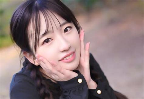 東雲みれいアイドル級に可愛い美少女がAVデビュー色白美肌の巨乳Gカップ美ボディ初解禁天真爛漫な女の子が魅せる初セックス デ