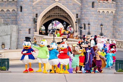 Disneyland Paris Celebrates Disney100 With 100 Disney Characters On