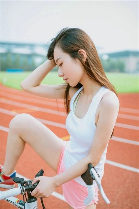 運動場上的美女，不錯吧 每日頭條