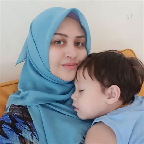 Menyampah Tengok Kes Bini Orang Lari Dengan Artis Syarifah Zuriehan