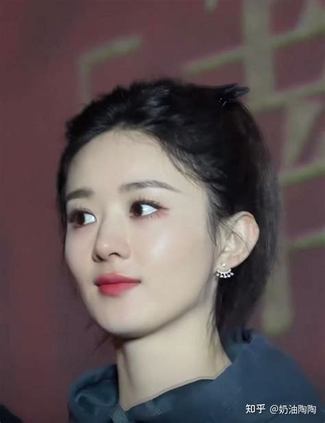 喜欢赵丽颖的看过来显高又显瘦的赵式搭配温柔好看又少女 知乎