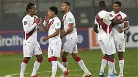 منتخب بيرو يفوز على السلفادور وديا