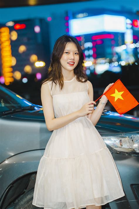 Nhan Sắc Ngọt Ngào Của Nữ Sinh 17 Tuổi Giành Giải Người đẹp Nhân ái