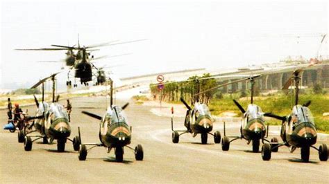 空中三蹦子成战场利器遇到事故照样安全降落还能打坦克