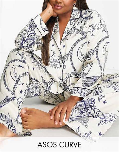 Asos Design Curve Satin Pyjama Aus Hemd Und Hose In Creme Und