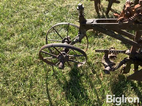 2 Row Lister Planter Bigiron Auctions