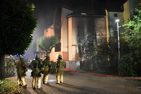 Hockenheim Zwei Verletzte Und 150 000 Euro Schaden Nach Brand