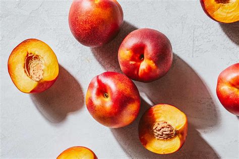 Whats The Difference Between Peaches Nectarines And Apricots