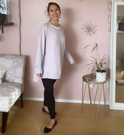 4 Ways To Style An Oversized Sweater Upstyle