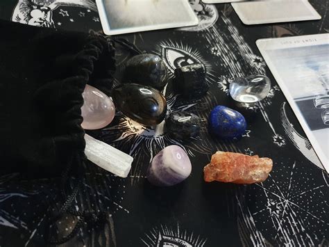 Enhancing Your Tarot Readings With Crystals El Tarocchi