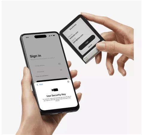렛저 E Ink® 터치스크린 탑재 가상화폐 지갑 플렉스 출시 이코노미블록