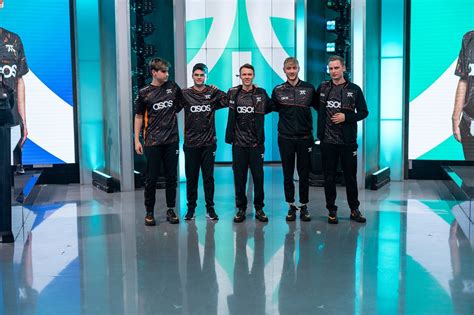 Lol Fnatic Passa De Fase Na Lec Fragster Br