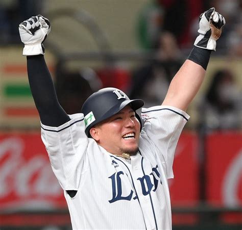 西武・山川穂高が佐々木朗希に”会心の一撃”「三振の借りを返してやったぜ」センス抜群の佐々木いじりにフォロワー大爆笑：中日スポーツ・東京中日スポーツ