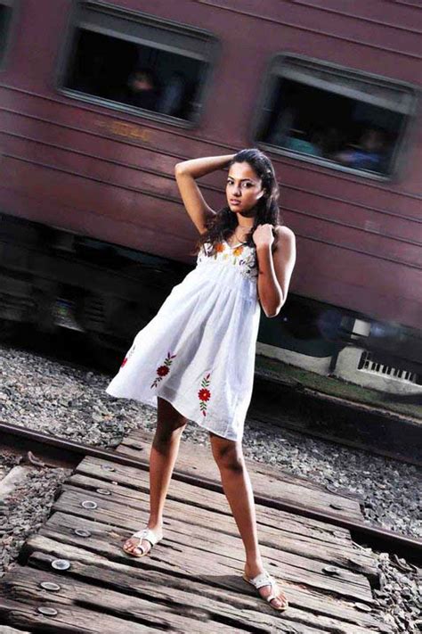 Sri Lankan Popular Actress Udari Warnakulasuriya Latest Photoes The Universe Of Actress