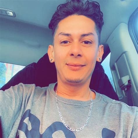 Look Oner Look Oner • Threads Say More