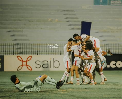 لاعبو الزمالك يحتفلون بالفوز علي المحلة في الدوري بوابة الغد