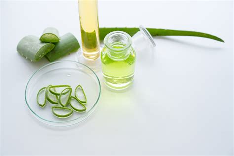 의학 유기 제약 대체 의학 개념에 대 한 화학을 공식화 하는 자연 의학 장비 및 과학 실험 개념에 대한 스톡 사진 및 기타