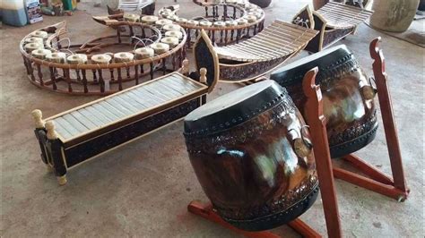 ពិណពាទ្យខ្មែរ សុីនួនបីជាន់ Youtube