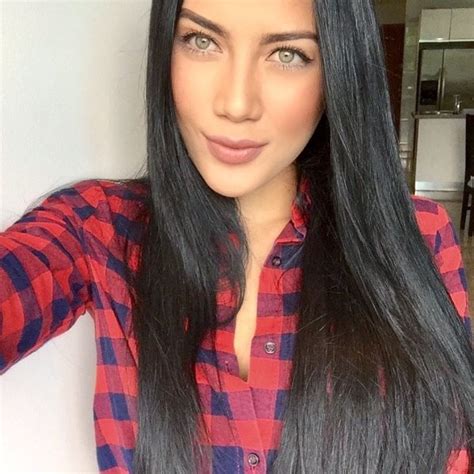 Sexy Georgina Barnorama