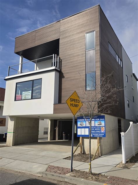 Long Beach Ny Anthony J Riggi