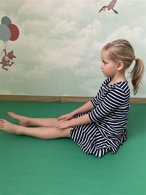 Czy siad W jest zły Kids Medic Centrum Terapii Dzieci