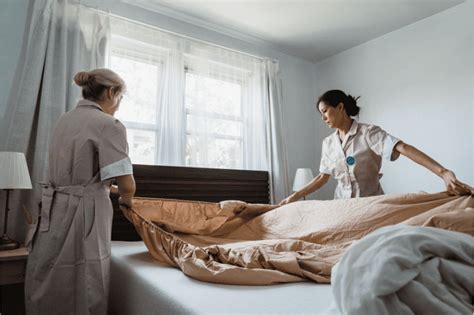 How Much Should You Tip Hotel Housekeeping Answered Dude Thanks