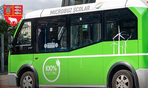 Microbuze școlare electrice pentru 24 de comune din județul Vaslui